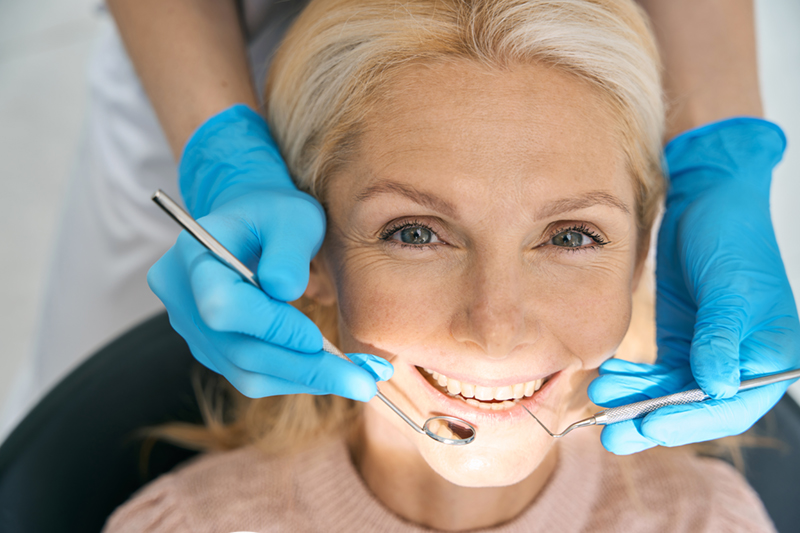 Πόνος στα εμφυτεύματα δοντιών, υπάρχει? | Aesthetic Dental Clinic